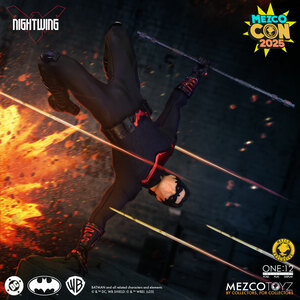 One:12 Collective Nightwing - New 52 Edition | Mezco Toyz
